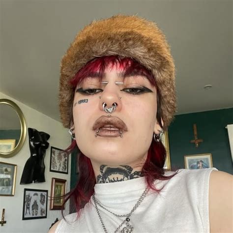 тяαѕн Ks • Threads Say More