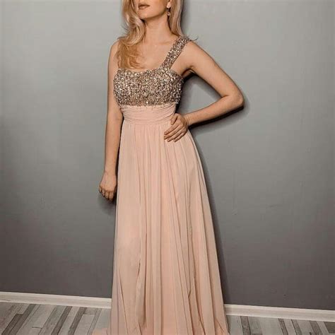 Вечірня сукня — ціна 4500 грн у каталозі Вечірні сукні Купити жіночі речі за доступною ціною на