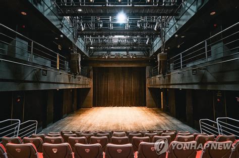 춘천 대표 소극장 축제극장 몸짓 내년부터 민간 위탁 한국경제
