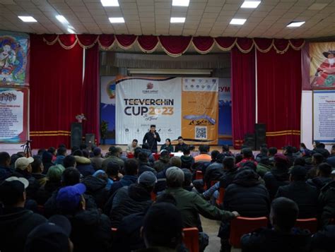 “Тээвэрчидээ сонсоё” уулзалт хэлэлцүүлэг Ховд аймагт боллоо E Mn