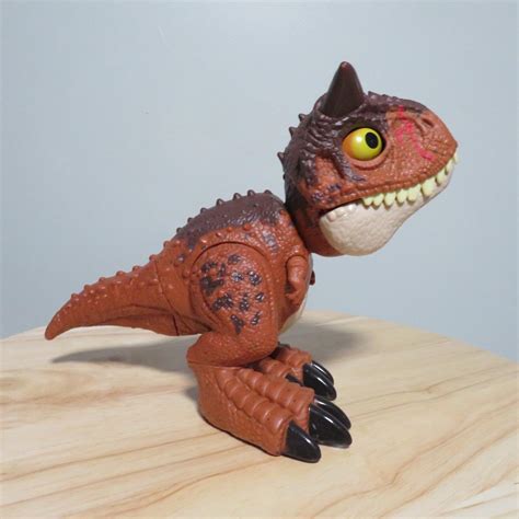 Jurassic World Camp Cretaceous Chompin Carnotaurus Depop