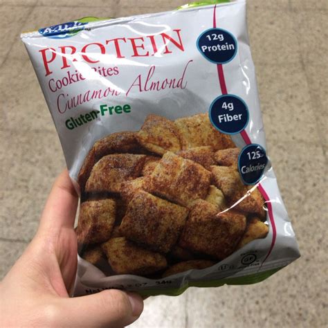 글루텐프리 단백질 과자 이번에는 시나몬 맛으로만 주문했는데 다신샵
