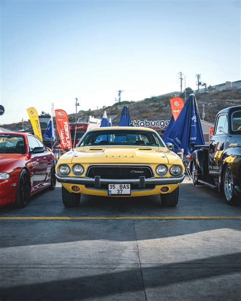 Telegraphgirlmodelset Photos Download The Best Free Telegraphgirl