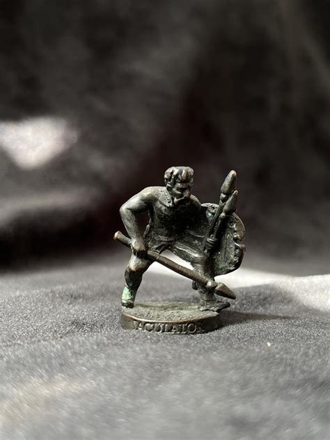 Фигурка гладиатора — ціна 170 грн у каталозі Статуетки Купити товари для дому та побуту за