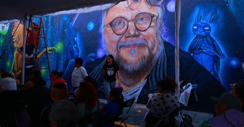 Este Fue El Homenaje Que Le Hizo Iztapalapa A Guillermo Del Toro Y Su