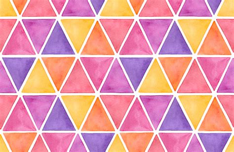 다채로운 수채화 삼각형 완벽 한 패턴입니다 디자인 장식 벽지 인쇄 포스터 배너 초대장 및 카드에 대 한 밝은 그래픽 그림 흰색 배경 위에 손으로 그린 물 색상 그리기