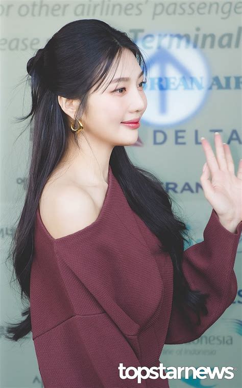 [hd포토] 레드벨벳 Red Velvet 조이 한껏 물오른 예쁨 인천공항출국패션 네이트 연예