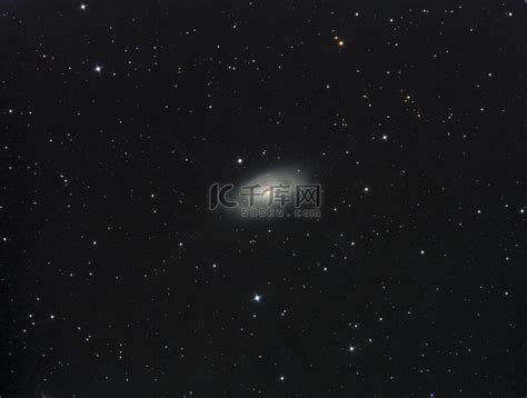 M64黑眼星系高清摄影大图 千库网