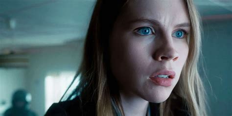 Sew Torn Review — This Tangled Twisty Thriller Is A Dark Delight