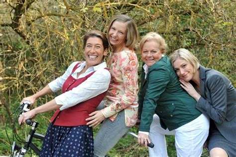 Promi Aus Wien Happy Birthday Adele Neuhauser Feiert 65 Geburtstag