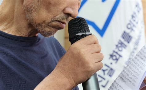 입만 나오는 무거운 구속복 입히고 죽기 직전까지 때려 충격”