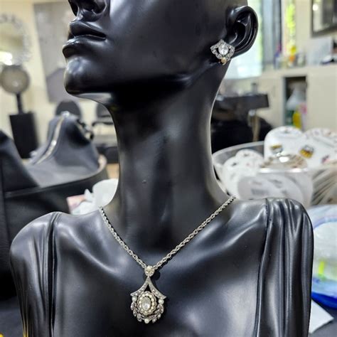 Avon Jewelry Vintage Avon Silver And Faux Pearl Necklace Set With