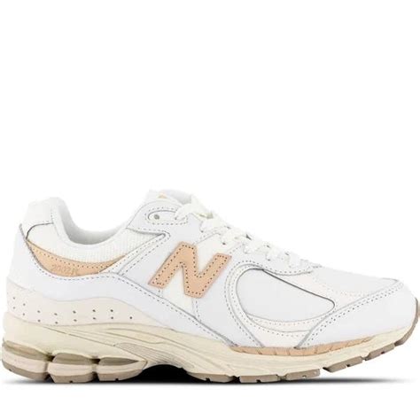 New Balance 2002r Bright White Price History Comparison And Alerts Buywisely