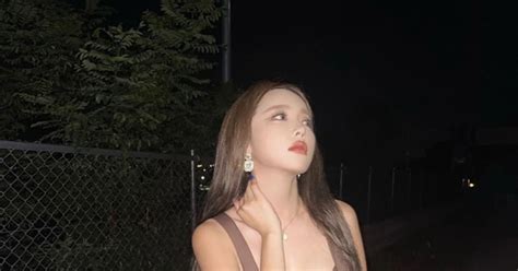 홍진영 졸음쉼터 암흑에도 빛나는 미모 글래머 여신