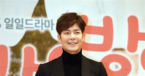 남성미 넘치는 강은탁