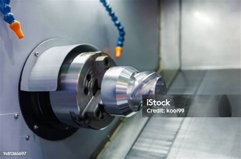 Cnc 기계 장비 Cnc 장치에 대한 스톡 사진 및 기타 이미지 Cnc 장치 대형 드릴 Istock