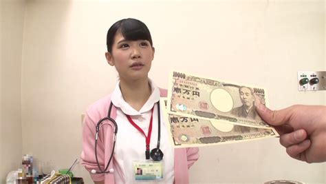 働く本物看護師に惚れちゃった一般男性患者がマジ告白！「長引く入院生活で反り返るほど溜まったち ぽを素股 212466 人気av女優観察日記