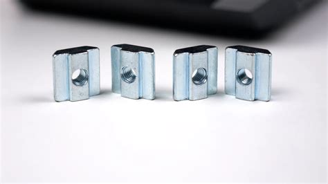 Csl Dd Gran Turismo® Dd Pro と Csl ペダルを装着するために必要なボルトはどれですか？ Fanatec