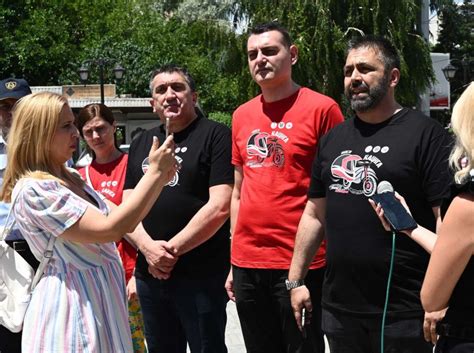 Влада на Република Северна Македонија