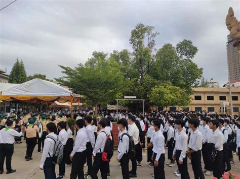 លោក ហ៊ុន ម៉ានី ៖ អបអរសាទរ ថ្ងៃបើកបវេសនកាល ឆ្នាំសិក្សាថ្មី ២០២២ ២០២៣ សារព័ត៌មាន នគរវត្ត