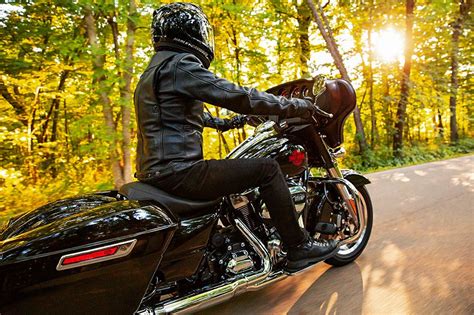 모험을 떠나는데 필요한 모든 것을 할리데이비슨 코리아 Harley Davidson Of Korea