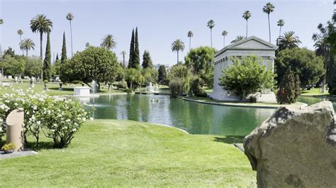 Hollywood Forever Cemetery Famous Graves Directory
