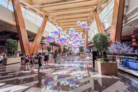 What it’s like staying at Aria Resort & Casino in Las Vegas - The ...
