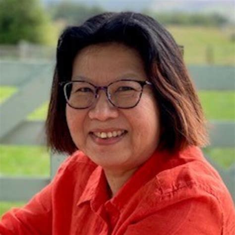 Siew Lees Instagram Twitter And Facebook On Idcrawl