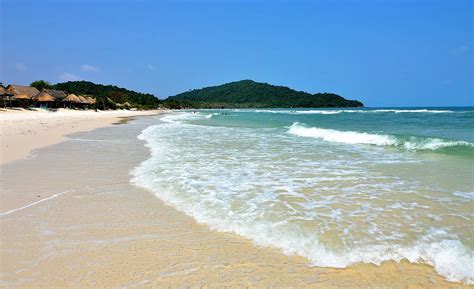 Essential Vietnam Hanoi Saigon And Phu Quoc Beach Izitour