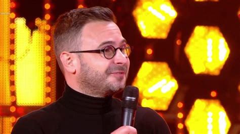 Loïc vit avec le VIH depuis ans Extrait vidéo France TV