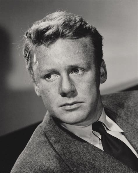 Van Johnson Age Birthday Bio Facts And More Famous Birthdays On
