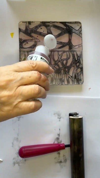 Gelli Print With Warm Tones Shorts In 2025 Gelli Plate Printing Pearl Background Gelli Printing