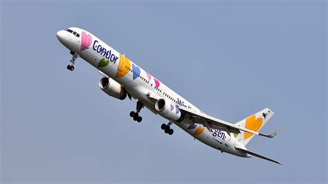 Boeing 757 Engine Bursts Into Flames Mid Flight Forcing Emergency Landing In City Without