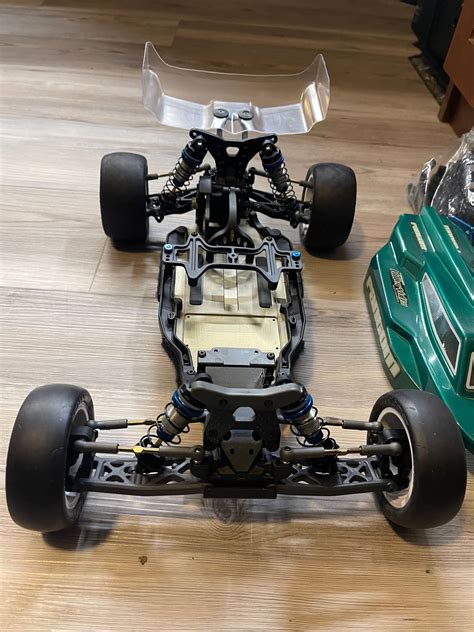 AE B6 4 D R C Tech Forums