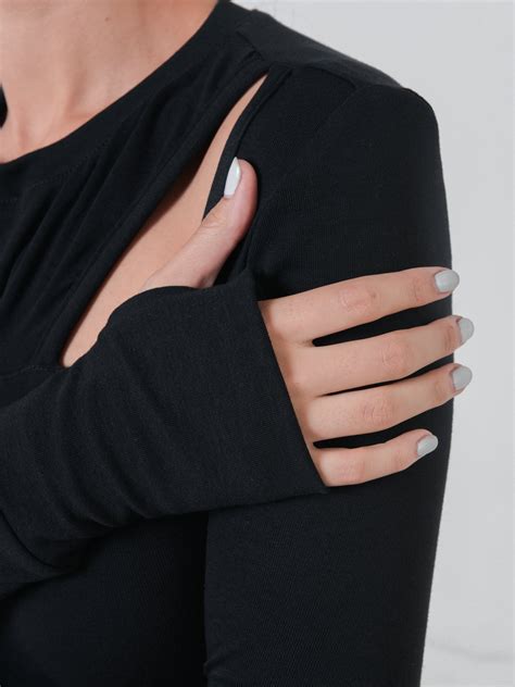 Open Front Cut Out Top Metamorphoza