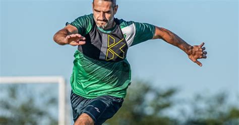 Licha López Renovó Con Sarmiento Y Jugará Hasta Los 41 Diario Río Negro