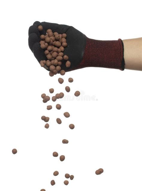 Clay Drainage Big Size Ball Pour Fall Down Explosion In Shovel Hand Clay Drainage Ball Splash