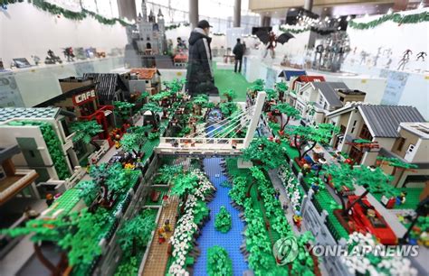놀라운 스케일의 레고 창작물 연합뉴스