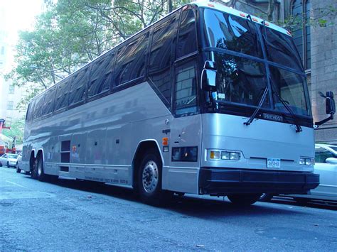 Which Limousine Do I Pick For My Prom And How Part 2 Limousine Blog