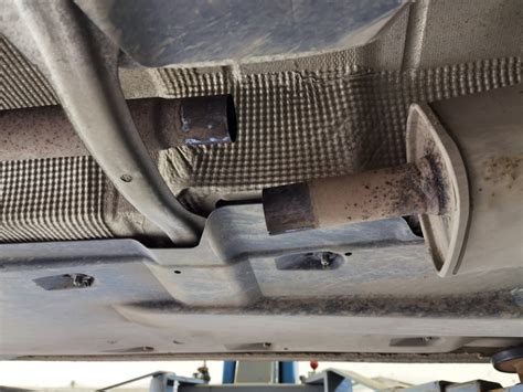 Замена хомута выхлопной системы — Skoda Rapid (1G), 1,6 л, 2014 года ...