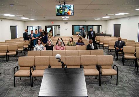 New Kingdom Hall Serves 3 Congregations Of Jehovahs Witnesses