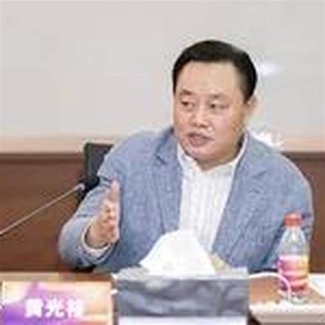 黄光裕减持国美 宣布开始卖车6连跌停！知名公司锁定退市，实控人是黄光裕！他“清仓式减持”国美零售套现超20亿元后，宣布开始卖车市值汽车三联商社