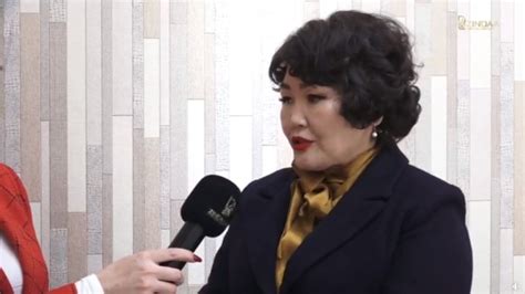 Яруу найрагч Ц Хуланд холбогдох хэргийг шүүхэд шилжүүллээ