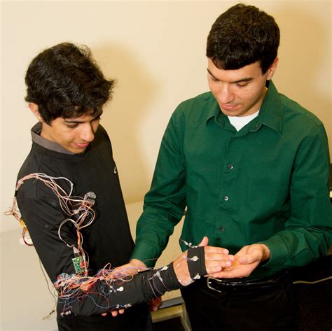 Vibrotactile Based Motor Learning Cubic