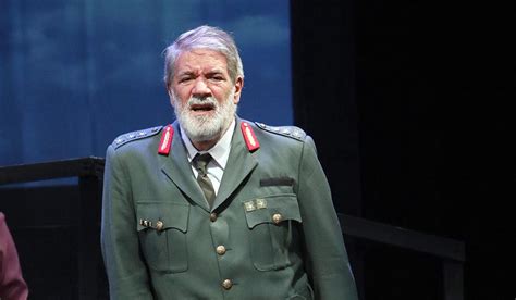 Φίλιππος Σοφιανός Ζήσαμε άσχημα και σκληρά με το επίδομα δανείστηκα χρήματα Video