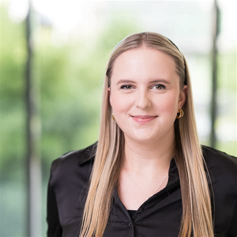 Sophie Eichmann Praktikantin Dr Dienst And Partner Xing