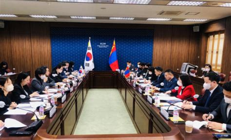 Монгол Улс БНСУ ын Засгийн газар хоорондын Vi хуралдаан боллоо Mn