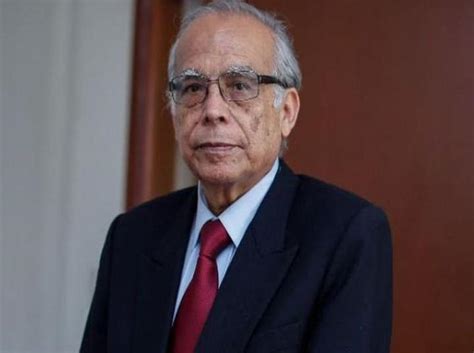 Renuncia El Primer Ministro Peruano Aníbal Torres Imagen Radio