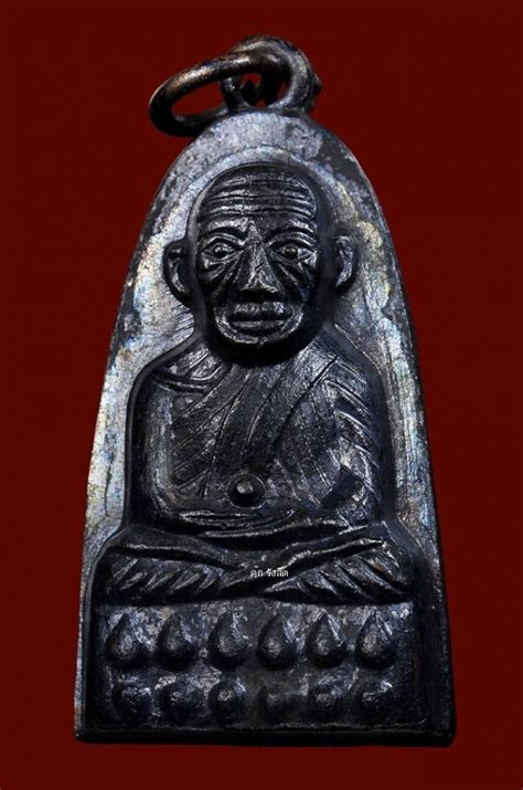 หลวงปู่ทวด วัดช้างไห้ พิมพ์เตารีด ปี 2507 แจกปีนัง ตุ๊ก รังสิต