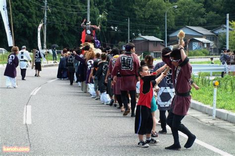 雨生の大蛇の行進行列 しただふるさと祭り雨生の大蛇祭